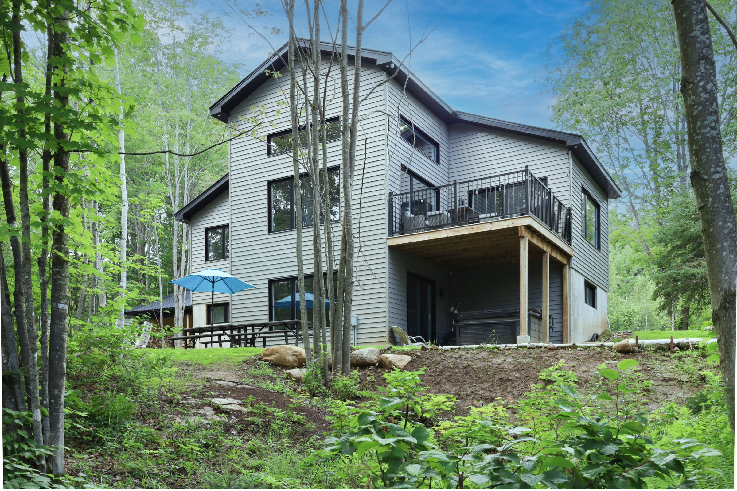 LE-BÉA-BORD-DE-L'EAU-ET-SPA | Chalet à louer avec spa Lanaudière