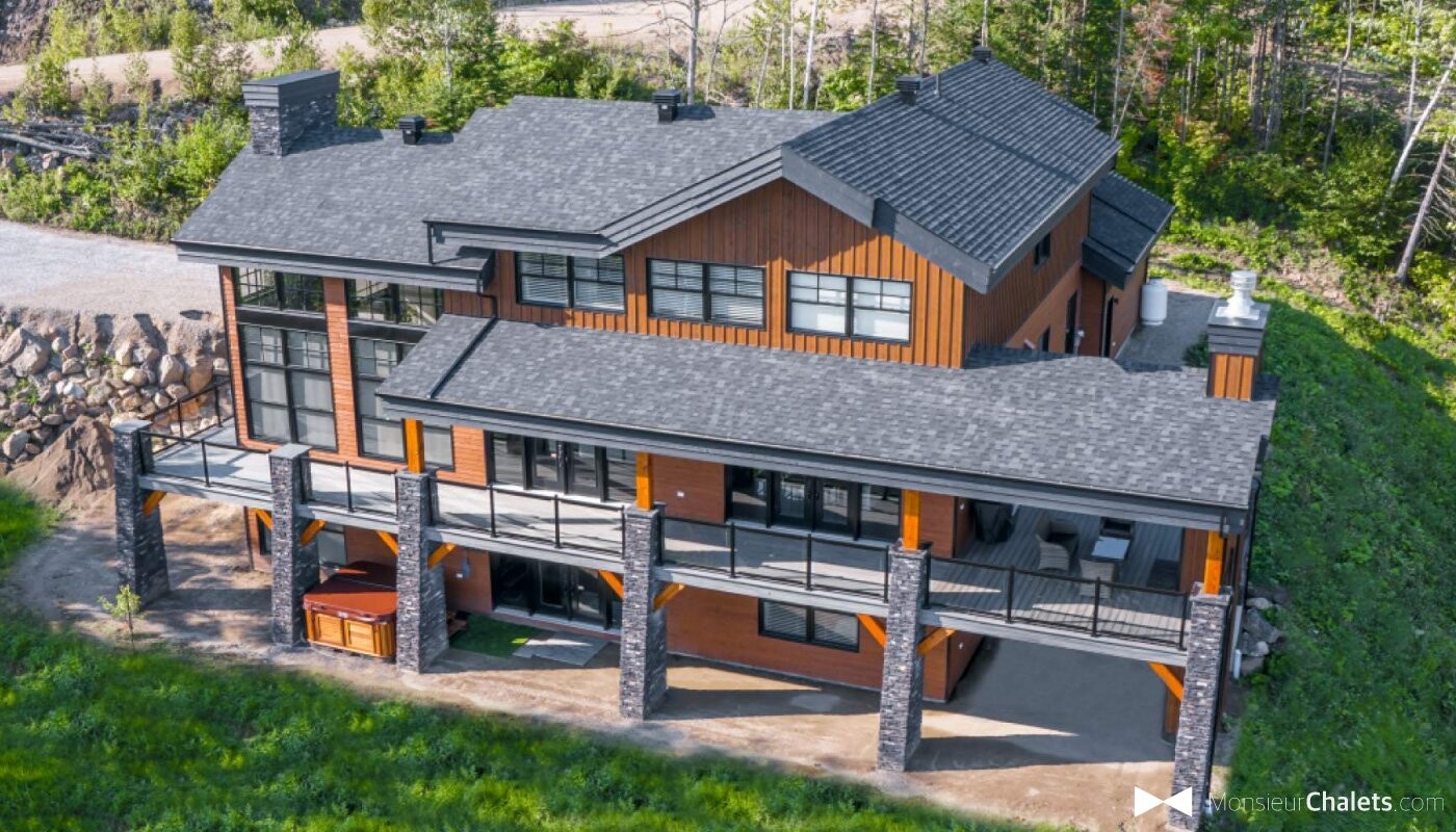 ILAALI-149 | Grand chalet inspiré des rocheuses à Charlevoix